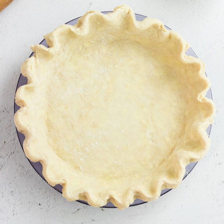 How to Keep Pie Crusts from Sticking to the Pan - Restless Chipotle