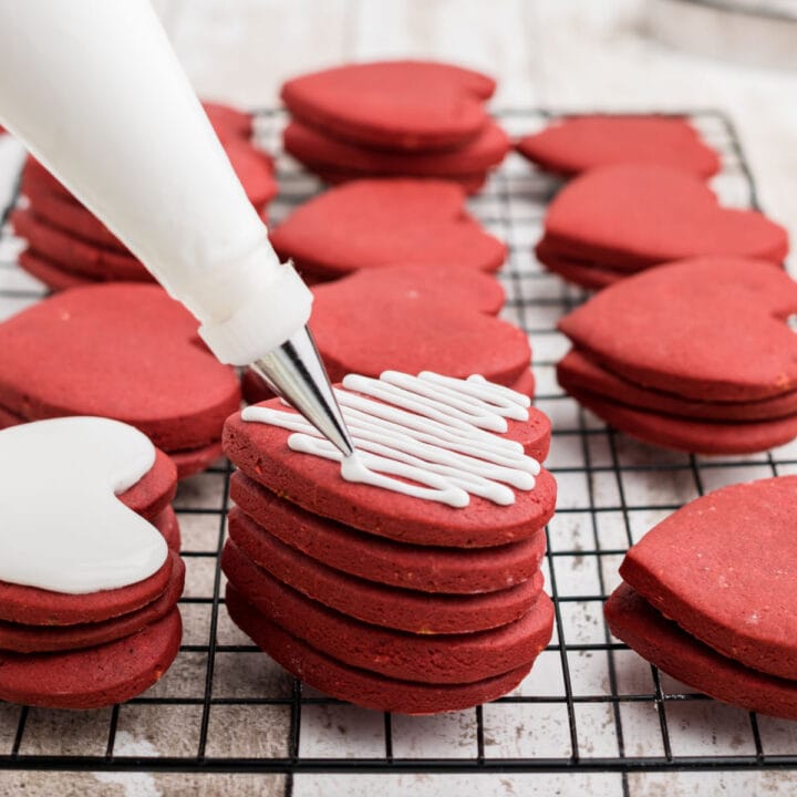 Red Velvet Cookies for Valentine's Day - Restless Chipotle