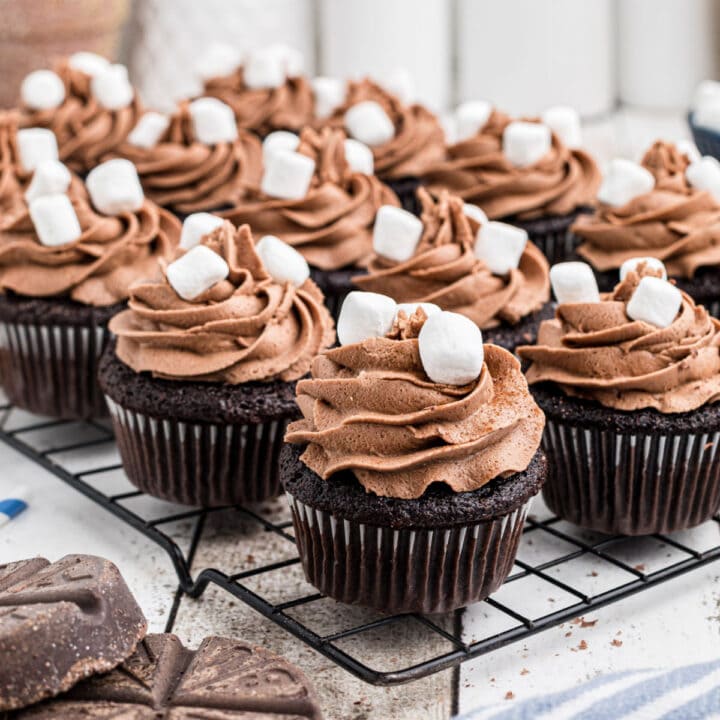 Best French Vanilla Cupcakes Recipe from Scratch - Restless Chipotle