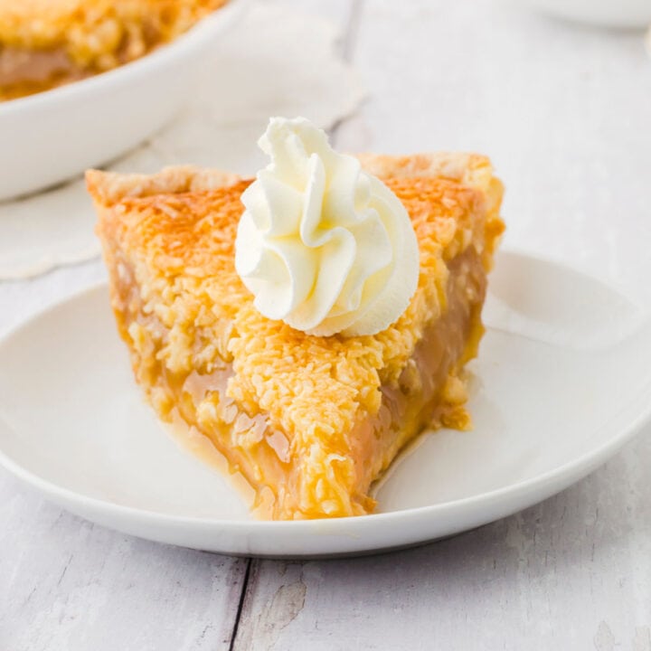 Cinnamon Candy Apple Pie Recipe with Fireball Whiskey - Restless Chipotle