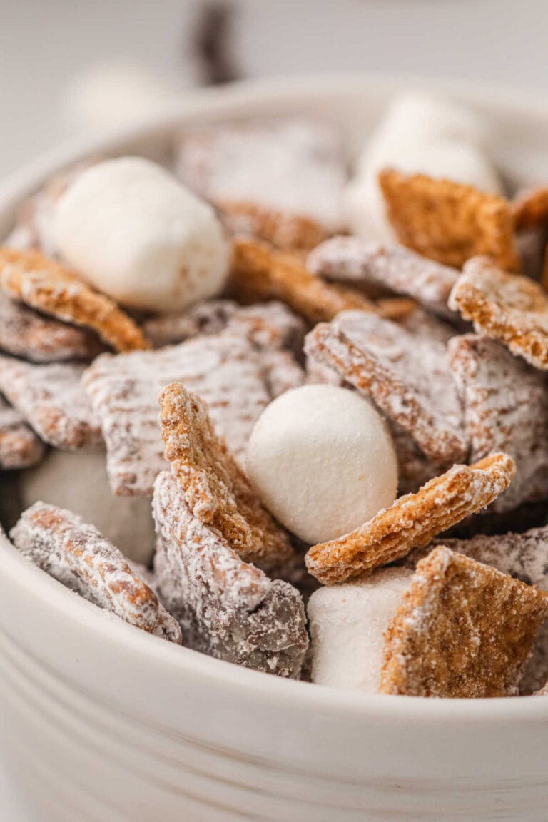 S'mores Puppy Chow - Restless Chipotle