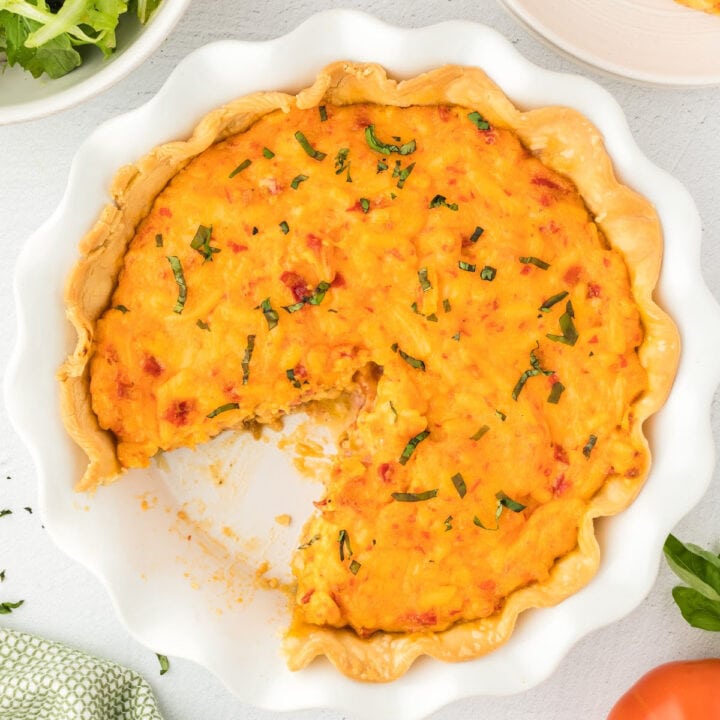 How to Make Southern Tomato Pie - Restless Chipotle
