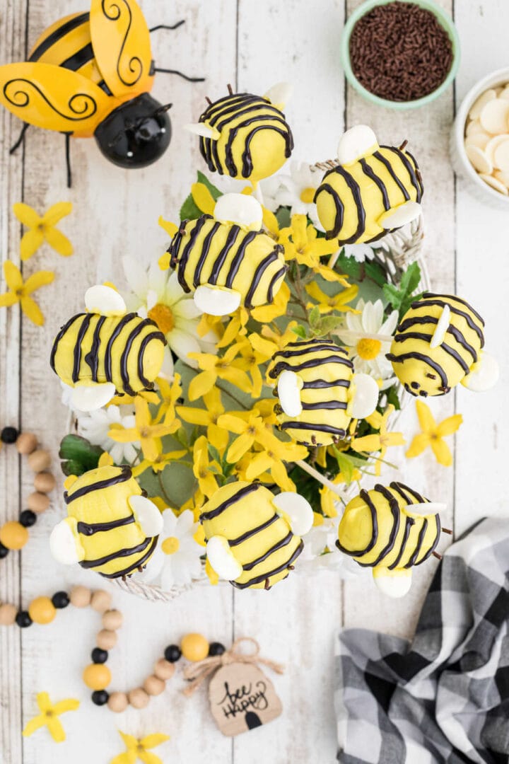 Make Bumble Bee Cake Pops with Step by Step Images - Restless Chipotle