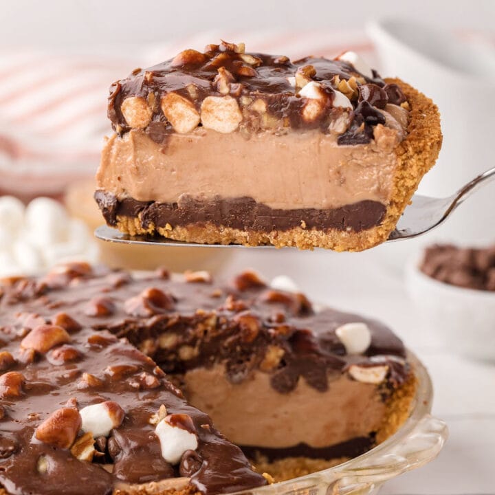 Texas Flood Pie (Mississippi Mud Pie Only Better) - Restless Chipotle