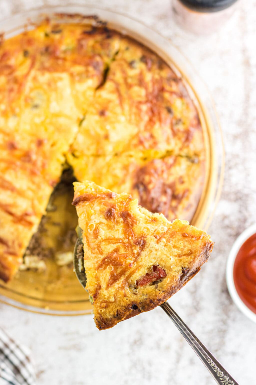 Cheeseburger in Paradise Pie Recipe (with Bisquick) - Restless Chipotle