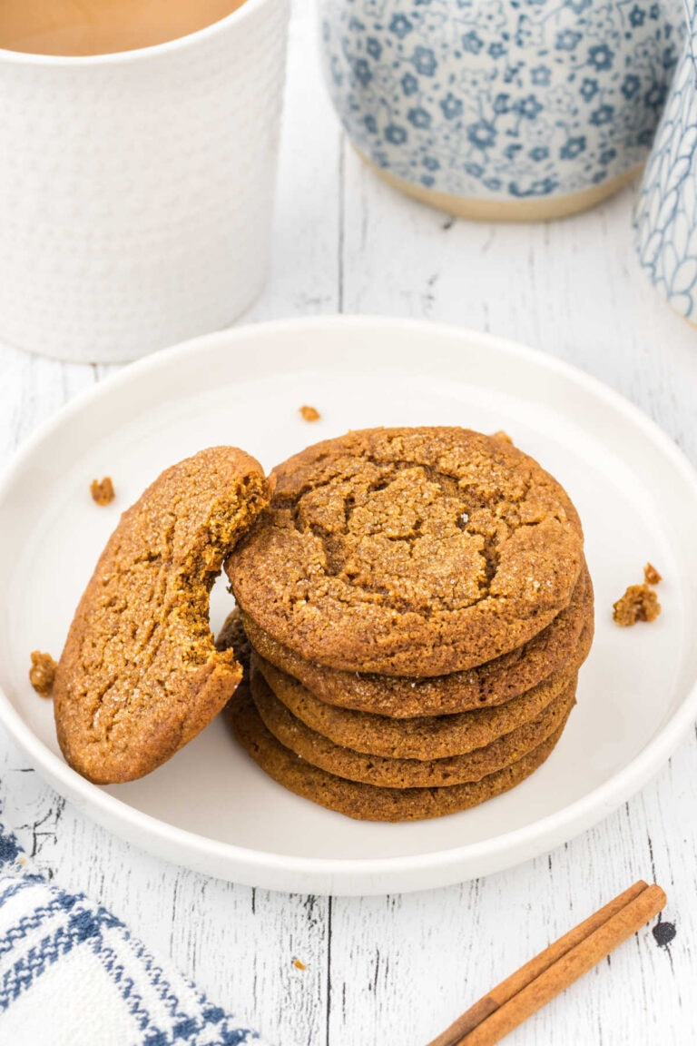 Grandma's Molasses Cookies (Old-Fashioned and Chewy) - Restless Chipotle