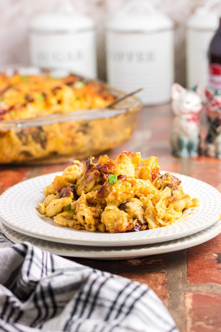 BBQ Mac and Cheese Recipe (Leftover Smoked Brisket) - Restless Chipotle