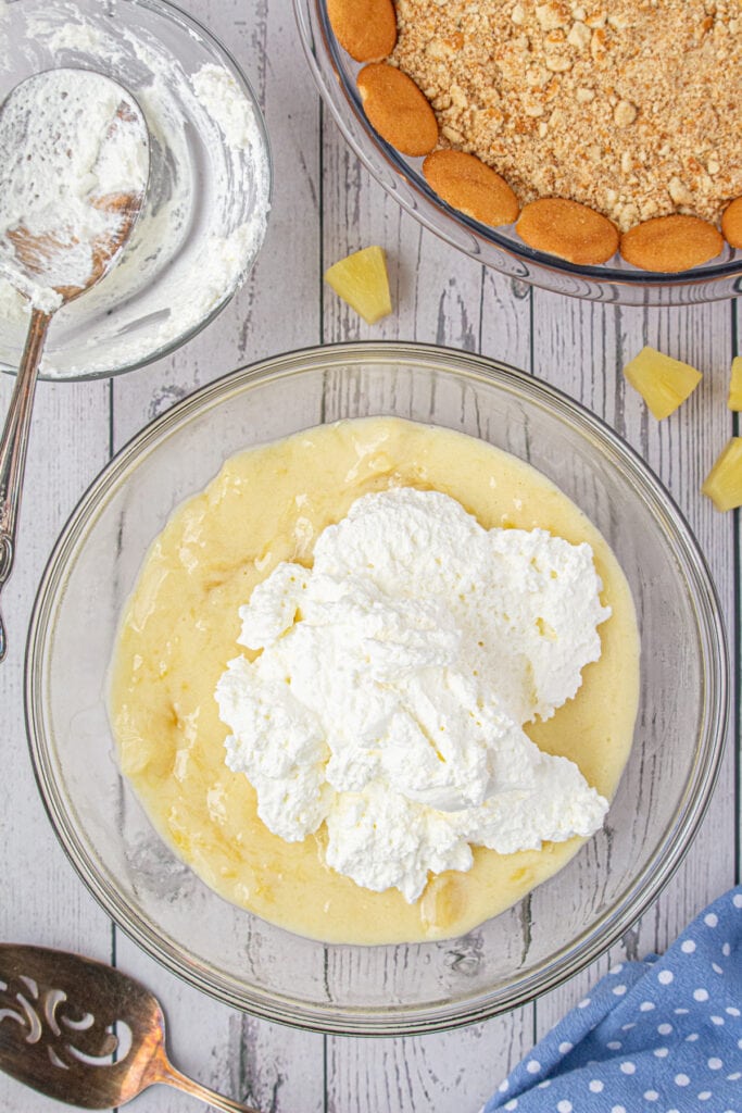 Fluffy No Bake Pineapple Pie (a Vintage 1941 Recipe) - Restless Chipotle