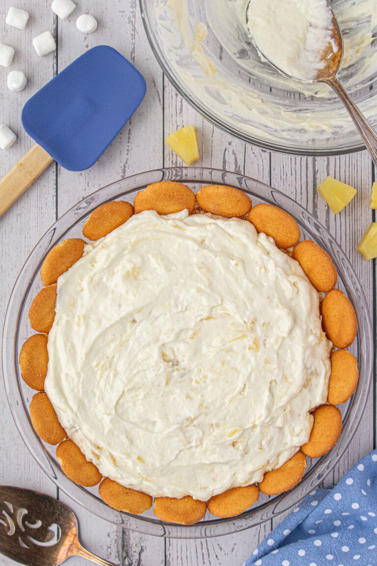 Fluffy No Bake Pineapple Pie (a Vintage 1941 Recipe) - Restless Chipotle