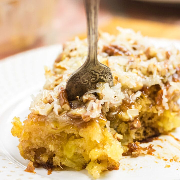 Aunt Lenore's Tomato Cake - Restless Chipotle