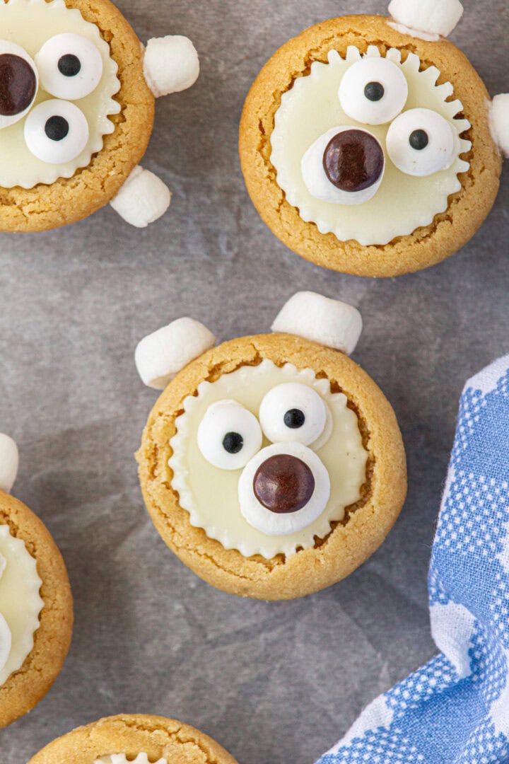 Christmas Polar Bear Cookies - Restless Chipotle