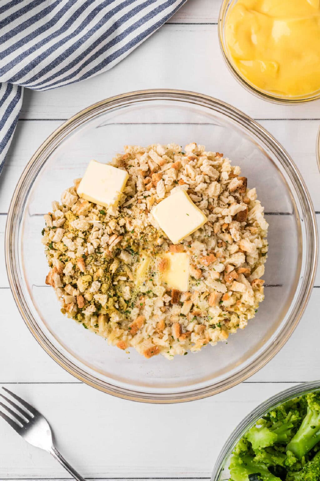 Cheesy Broccoli Stuffing Casserole Side Dish Recipe - Restless Chipotle