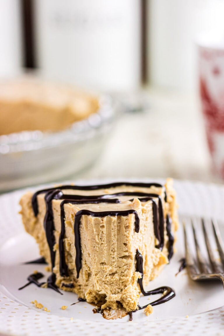 No Bake Peanut Butter Icebox Pie - Restless Chipotle