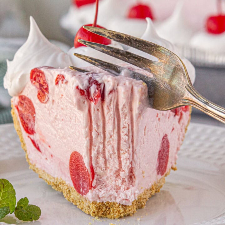 Cherry Icebox Pie - Restless Chipotle