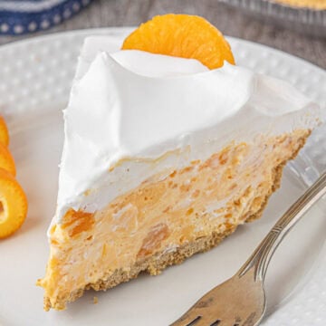 No-Bake Tang Pie – Creamy Retro Orange Dessert with Cool Whip ...
